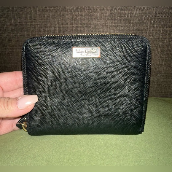 kate spade | Bags | Kate Spade Black Zip Wallet | Poshmark